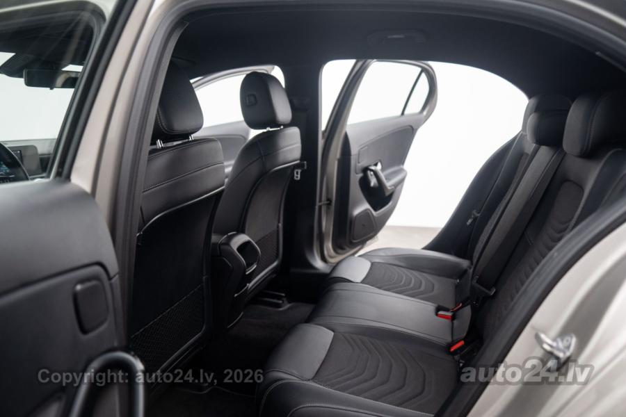 Grey Mercedes-Benz A-Class 2019 in Tallinn, with an engine capacity of 1.50 L and mileage of 105 thousand km for 17899 €, photo 9 on AUTOMOTO.COM.LV