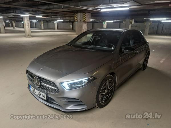 Pelēks Mercedes-Benz A-Class 2022 Tallina, ar dzinēja tilpumu 1.30 L un nobraukumu 28 tūkst. km par 31900 €, foto 1 vietnē AUTOMOTO.COM.LV