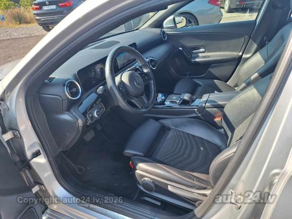 Pelēks Mercedes-Benz A-Class 2019 Pelva, ar dzinēja tilpumu 1.50 L un nobraukumu 192 tūkst. km par 15800 €, foto 2 vietnē AUTOMOTO.COM.LV