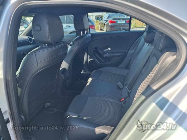 Pelēks Mercedes-Benz A-Class 2019 Pelva, ar dzinēja tilpumu 1.50 L un nobraukumu 192 tūkst. km par 15800 €, foto 3 vietnē AUTOMOTO.COM.LV