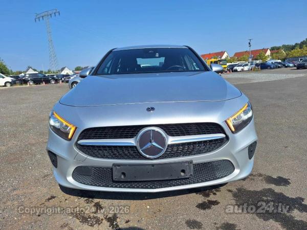Pelēks Mercedes-Benz A-Class 2019 Pelva, ar dzinēja tilpumu 1.50 L un nobraukumu 192 tūkst. km par 15800 €, foto 4 vietnē AUTOMOTO.COM.LV