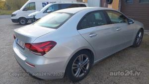 Pelēks Mercedes-Benz A-Class 2019 Pelva, ar dzinēja tilpumu 1.50 L un nobraukumu 192 tūkst. km par 15800 €, foto 6 vietnē AUTOMOTO.COM.LV