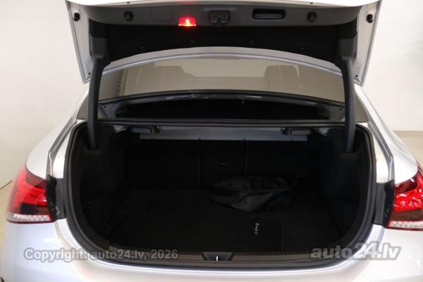 Grey Mercedes-Benz A-Class 2020 in Tallinn, with an engine capacity of 1.30 L and mileage of 97 thousand km for 22900 €, photo 11 on AUTOMOTO.COM.LV