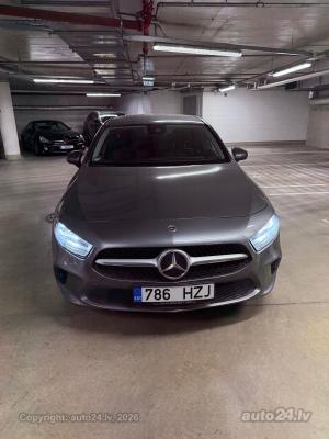 Pelēks Mercedes-Benz A-Class 2020 Tallina, ar dzinēja tilpumu 1.30 L un nobraukumu 106 tūkst. km par 22900 €, foto 9 vietnē AUTOMOTO.COM.LV