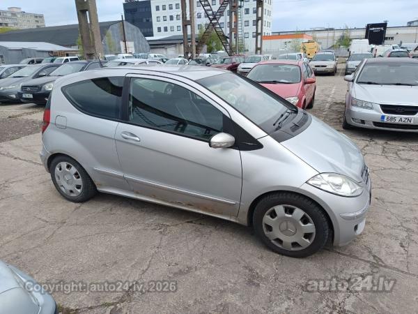 Grey Mercedes-Benz A-Class 2005 in Tallinn, with an engine capacity of 2.00 L and mileage of 226 thousand km for 799 €, photo 1 on AUTOMOTO.COM.LV