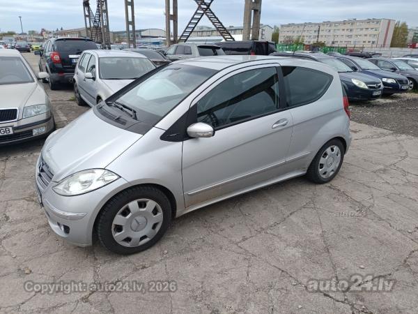 Grey Mercedes-Benz A-Class 2005 in Tallinn, with an engine capacity of 2.00 L and mileage of 226 thousand km for 799 €, photo 2 on AUTOMOTO.COM.LV