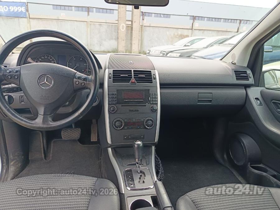 Pelēks Mercedes-Benz A-Class 2005 Tallina, ar dzinēja tilpumu 2.00 L un nobraukumu 226 tūkst. km par 799 €, foto 6 vietnē AUTOMOTO.COM.LV