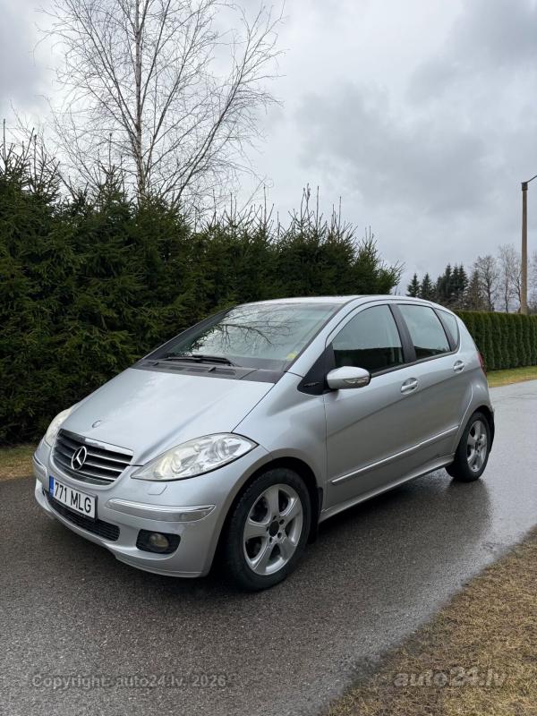 Pelēks Mercedes-Benz A-Class 2008 Tallina, ar dzinēja tilpumu 2.00 L un nobraukumu 182 tūkst. km par 2499 €, foto 3 vietnē AUTOMOTO.COM.LV
