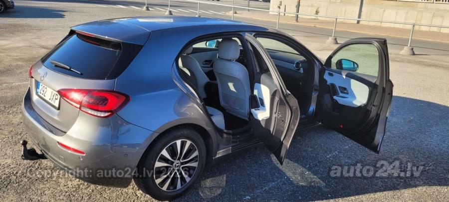 Grey Mercedes-Benz A-Class 2019 in Tallinn, with an engine capacity of 1.50 L and mileage of 260 thousand km for 12500 €, photo 6 on AUTOMOTO.COM.LV