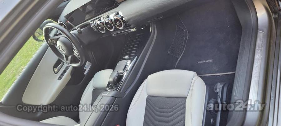 Grey Mercedes-Benz A-Class 2019 in Tallinn, with an engine capacity of 1.50 L and mileage of 260 thousand km for 12500 €, photo 10 on AUTOMOTO.COM.LV