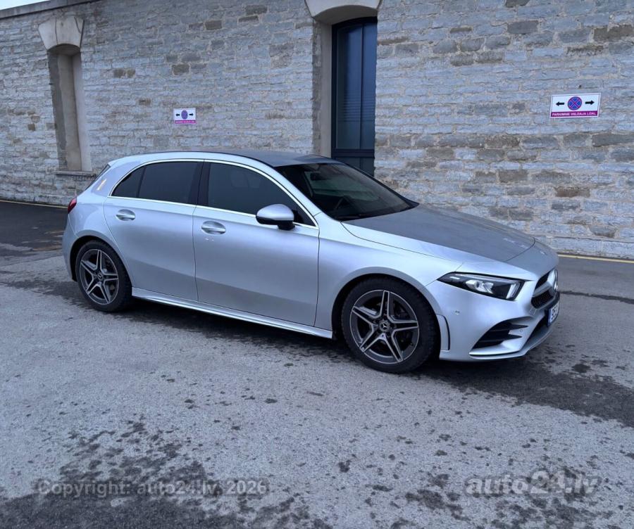 Pelēks Mercedes-Benz A-Class 2020 Tallina, ar dzinēja tilpumu 1.30 L un nobraukumu 83 tūkst. km par 22800 €, foto 2 vietnē AUTOMOTO.COM.LV