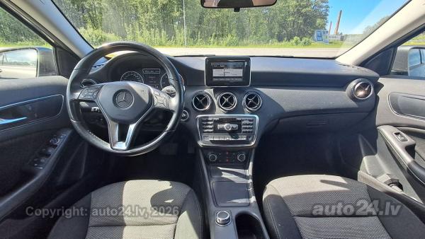 Mercedes-Benz A-Class 2013 Tallina, ar dzinēja tilpumu 1.80 L un nobraukumu 164 tūkst. km par 10500 €, foto 8 vietnē AUTOMOTO.COM.LV