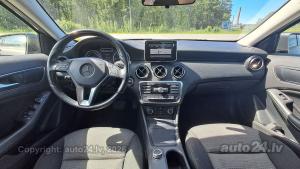 Mercedes-Benz A-Class 2013 Tallina, ar dzinēja tilpumu 1.80 L un nobraukumu 164 tūkst. km par 10500 €, foto 9 vietnē AUTOMOTO.COM.LV