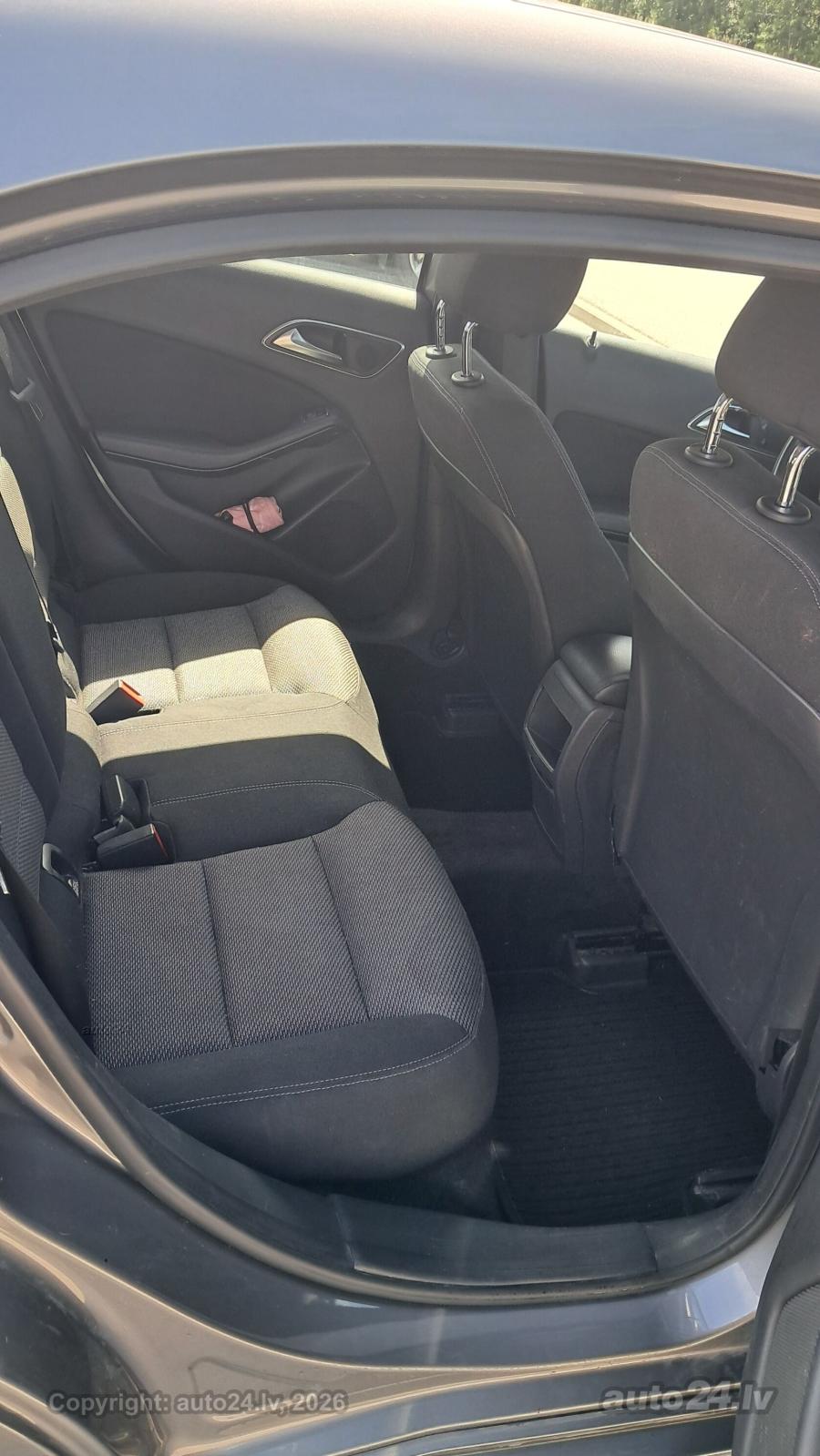 Mercedes-Benz A-Class 2013 Tallina, ar dzinēja tilpumu 1.80 L un nobraukumu 164 tūkst. km par 10500 €, foto 12 vietnē AUTOMOTO.COM.LV