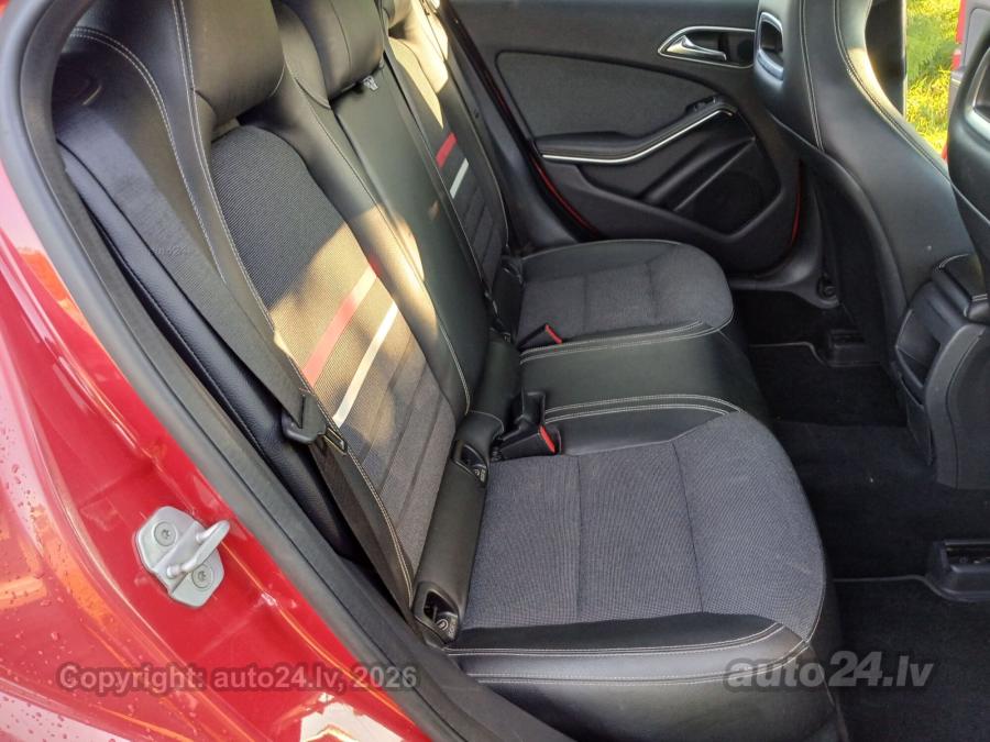 Red Mercedes-Benz A-Class 2012 in Tallinn, with an engine capacity of 1.80 L and mileage of 299 thousand km for 6776 €, photo 13 on AUTOMOTO.COM.LV