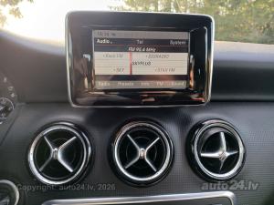 Red Mercedes-Benz A-Class 2012 in Tallinn, with an engine capacity of 1.80 L and mileage of 299 thousand km for 6776 €, photo 15 on AUTOMOTO.COM.LV