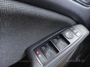 Red Mercedes-Benz A-Class 2012 in Tallinn, with an engine capacity of 1.80 L and mileage of 299 thousand km for 6776 €, photo 19 on AUTOMOTO.COM.LV