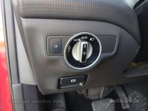 Red Mercedes-Benz A-Class 2012 in Tallinn, with an engine capacity of 1.80 L and mileage of 299 thousand km for 6776 €, photo 20 on AUTOMOTO.COM.LV
