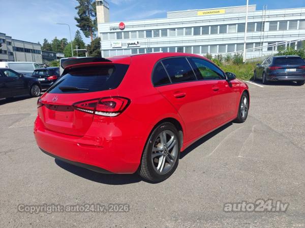 Sarkans Mercedes-Benz A-Class 2018 Tallina, ar dzinēja tilpumu 1.50 L un nobraukumu 210 tūkst. km par 13750 €, foto 5 vietnē AUTOMOTO.COM.LV