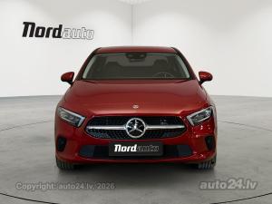 Sarkans Mercedes-Benz A-Class 2022 Tallina, ar dzinēja tilpumu 1.30 L un nobraukumu 81 tūkst. km par 27900 €, foto 4 vietnē AUTOMOTO.COM.LV