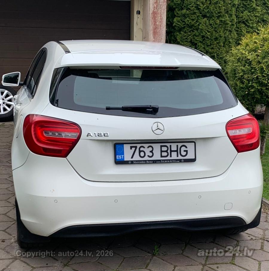 Balts Mercedes-Benz A-Class 2012 Tallina, ar dzinēja tilpumu 1.60 L un nobraukumu 139 tūkst. km par 10900 €, foto 7 vietnē AUTOMOTO.COM.LV