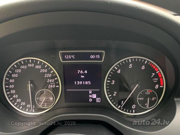White Mercedes-Benz A-Class 2012 in Tallinn, with an engine capacity of 1.60 L and mileage of 139 thousand km for 10900 €, photo 8 on AUTOMOTO.COM.LV