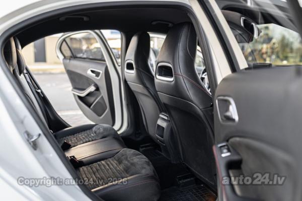 White Mercedes-Benz A-Class 2013 in Tallinn, with an engine capacity of 1.60 L and mileage of 248 thousand km for 9990 €, photo 11 on AUTOMOTO.COM.LV