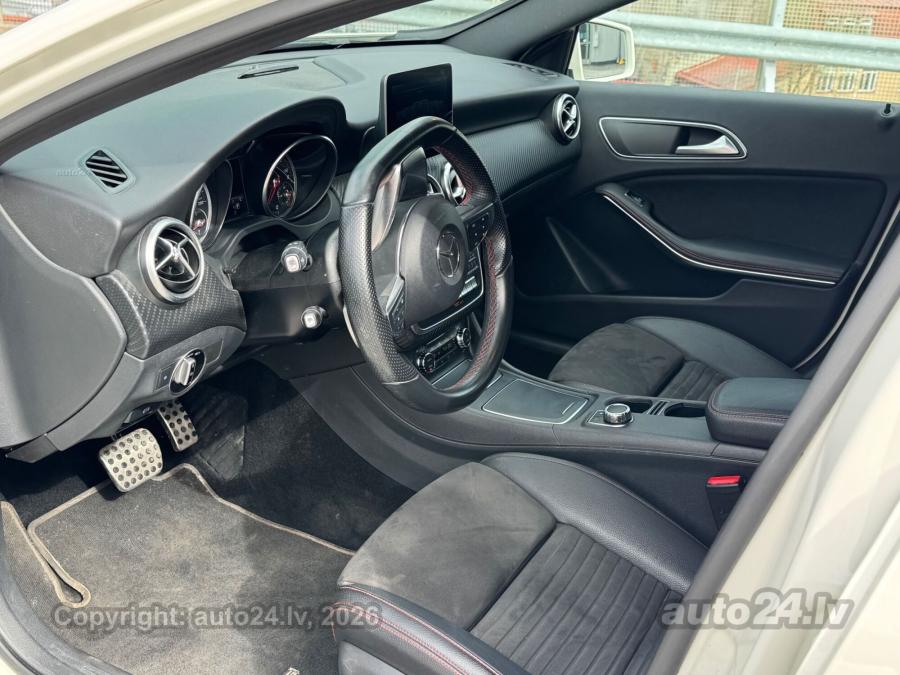 Balts Mercedes-Benz A-Class 2017 Tallina, ar dzinēja tilpumu 1.50 L un nobraukumu 83 tūkst. km par 14950 €, foto 5 vietnē AUTOMOTO.COM.LV