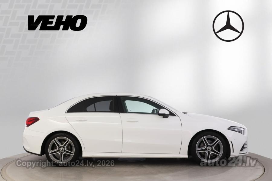 Balts Mercedes-Benz A-Class 2021 Tallina, ar dzinēja tilpumu 1.30 L un nobraukumu 79 tūkst. km par 24900 €, foto 3 vietnē AUTOMOTO.COM.LV