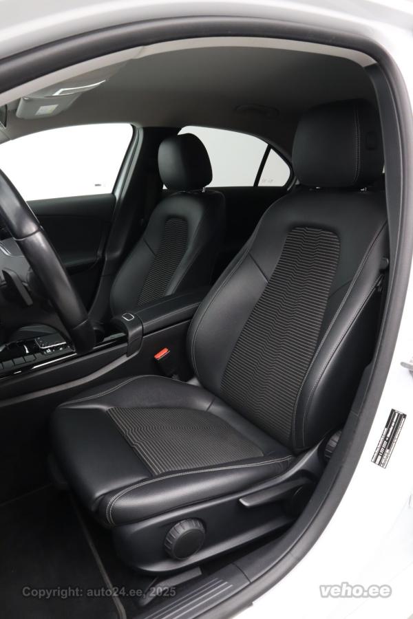 White Mercedes-Benz A-Class 2022 in Tallinn, with an engine capacity of 1.30 L and mileage of 52 thousand km for 27900 €, photo 11 on AUTOMOTO.COM.LV