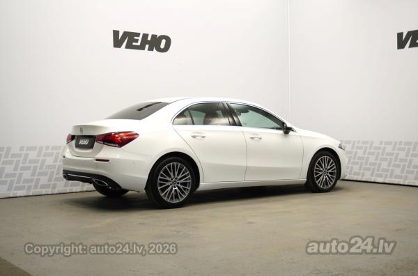 Balts Mercedes-Benz A-Class 2022 Tartu, ar dzinēja tilpumu 1.30 L un nobraukumu 48 tūkst. km par 24900 €, foto 2 vietnē AUTOMOTO.COM.LV