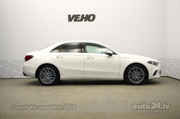 Balts Mercedes-Benz A-Class 2022 Tartu, ar dzinēja tilpumu 1.30 L un nobraukumu 48 tūkst. km par 24900 €, foto 4 vietnē AUTOMOTO.COM.LV