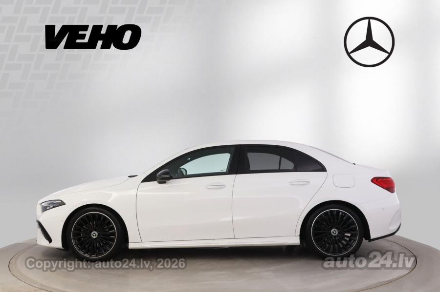 Balts Mercedes-Benz A-Class 2025 Tallina, ar dzinēja tilpumu 1.30 L un nobraukumu 23 tūkst. km par 38900 €, foto 6 vietnē AUTOMOTO.COM.LV