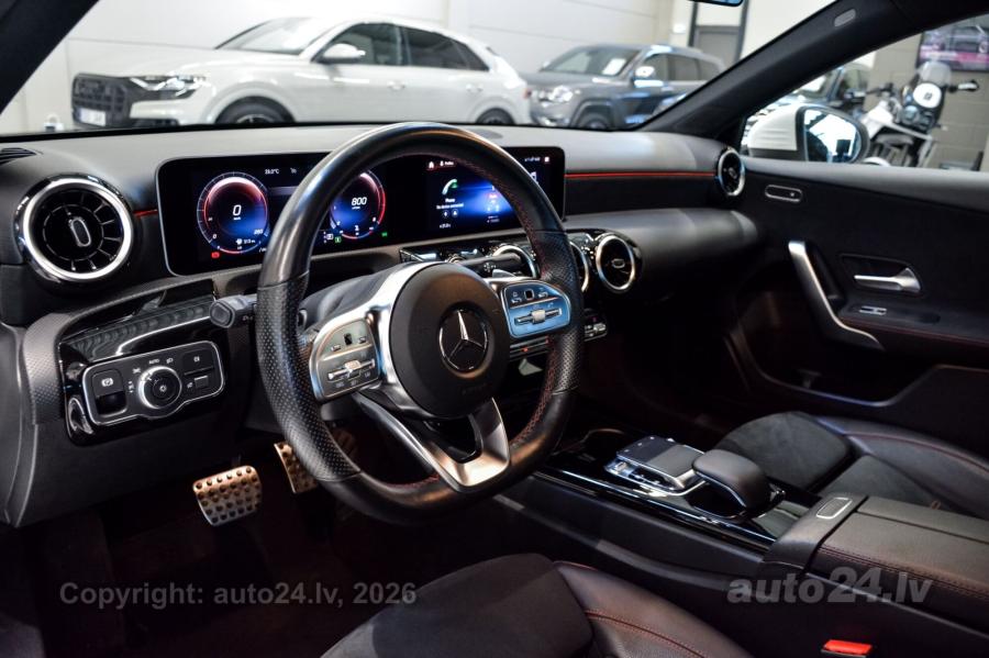 White Mercedes-Benz A-Class 2019 in Tallinn, with an engine capacity of 1.30 L and mileage of 61 thousand km for 23500 €, photo 20 on AUTOMOTO.COM.LV