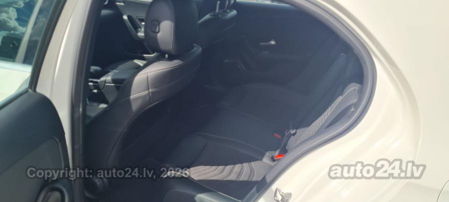 White Mercedes-Benz A-Class 2021 in Tallinn, with an engine capacity of 1.30 L and mileage of 75 thousand km for 17900 €, photo 11 on AUTOMOTO.COM.LV
