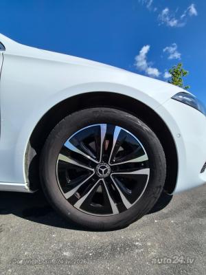 Balts Mercedes-Benz A-Class 2023 Tallina, ar dzinēja tilpumu 1.30 L un nobraukumu 19 tūkst. km par 30100 €, foto 8 vietnē AUTOMOTO.COM.LV