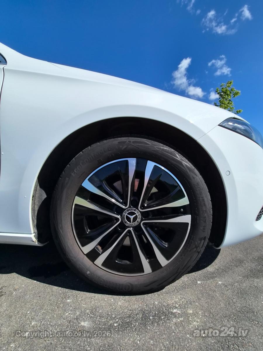 Balts Mercedes-Benz A-Class 2023 Tallina, ar dzinēja tilpumu 1.30 L un nobraukumu 19 tūkst. km par 30100 €, foto 8 vietnē AUTOMOTO.COM.LV