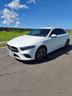 Balts Mercedes-Benz A-Class 2023 Tallina, ar dzinēja tilpumu 1.30 L un nobraukumu 19 tūkst. km par 30100 €, foto 13 vietnē AUTOMOTO.COM.LV