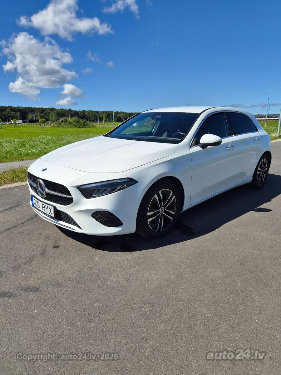 Balts Mercedes-Benz A-Class 2023 Tallina, ar dzinēja tilpumu 1.30 L un nobraukumu 19 tūkst. km par 30100 €, foto 13 vietnē AUTOMOTO.COM.LV