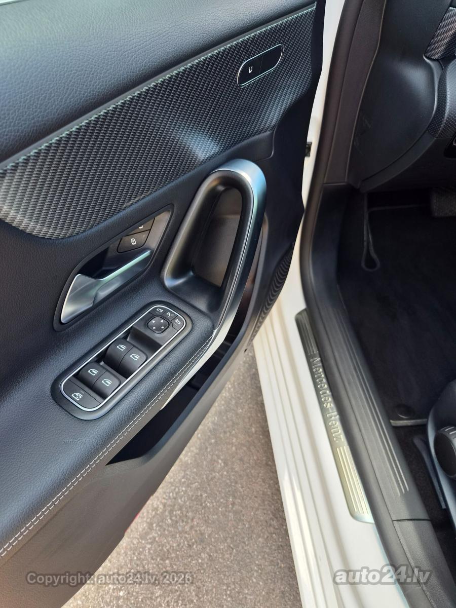 Balts Mercedes-Benz A-Class 2023 Tallina, ar dzinēja tilpumu 1.30 L un nobraukumu 19 tūkst. km par 30100 €, foto 15 vietnē AUTOMOTO.COM.LV