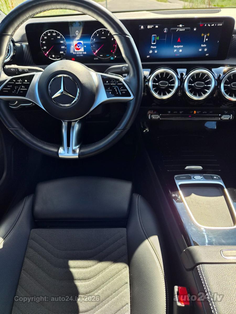 Balts Mercedes-Benz A-Class 2023 Tallina, ar dzinēja tilpumu 1.30 L un nobraukumu 19 tūkst. km par 30100 €, foto 17 vietnē AUTOMOTO.COM.LV