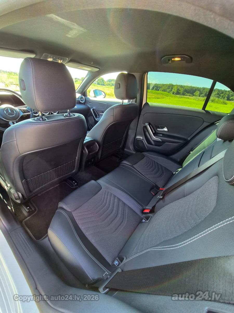 Balts Mercedes-Benz A-Class 2023 Tallina, ar dzinēja tilpumu 1.30 L un nobraukumu 19 tūkst. km par 30100 €, foto 22 vietnē AUTOMOTO.COM.LV