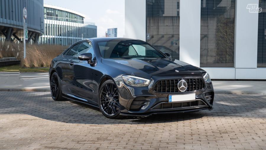 Черный Мерседес AMG E 53 2019 в Вильнюс, объемом двигателя 3.00 л и пробегом 114 тыс. км за 44950 €, фото 1 на AUTOMOTO.COM.LV