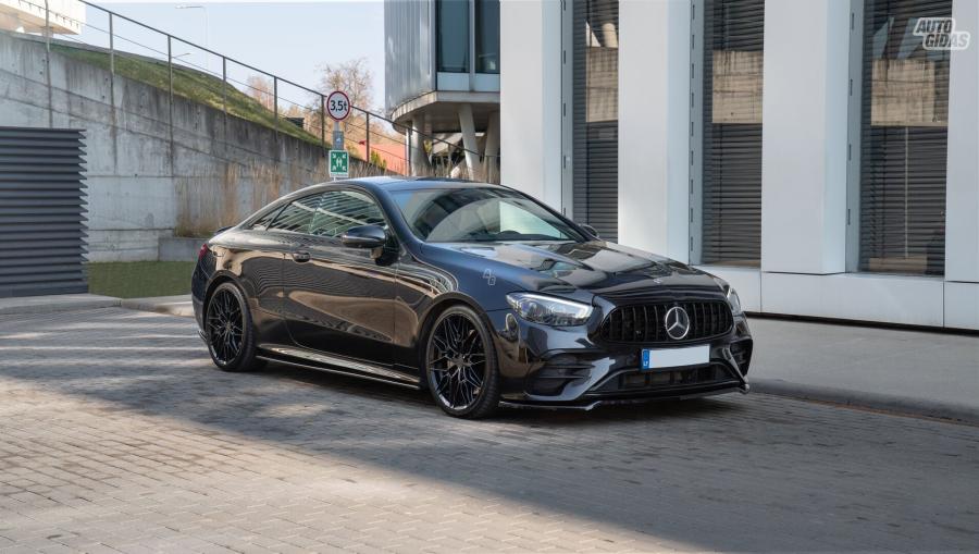Черный Мерседес AMG E 53 2019 в Вильнюс, объемом двигателя 3.00 л и пробегом 114 тыс. км за 44950 €, фото 8 на AUTOMOTO.COM.LV