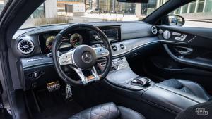Черный Мерседес AMG E 53 2019 в Вильнюс, объемом двигателя 3.00 л и пробегом 114 тыс. км за 44950 €, фото 16 на AUTOMOTO.COM.LV