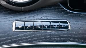 Черный Мерседес AMG E 53 2019 в Вильнюс, объемом двигателя 3.00 л и пробегом 114 тыс. км за 44950 €, фото 24 на AUTOMOTO.COM.LV