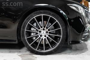 Black Mercedes-Benz amg-e-53 2019 in Riga, with an engine capacity of 3.00 L and mileage of 127 thousand km for 43500 €, photo 8 on AUTOMOTO.COM.LV
