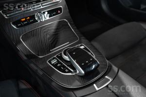 Black Mercedes-Benz amg-e-53 2019 in Riga, with an engine capacity of 3.00 L and mileage of 127 thousand km for 43500 €, photo 29 on AUTOMOTO.COM.LV