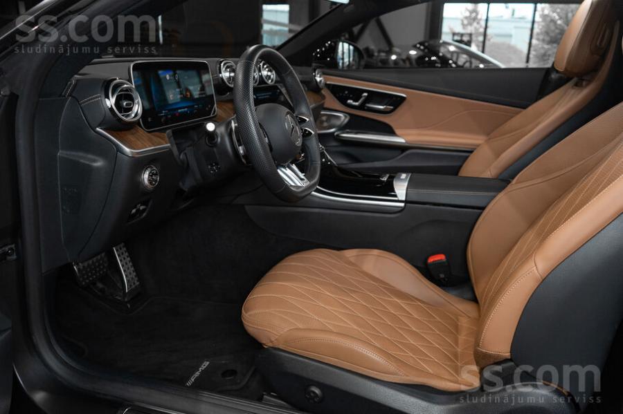 Black Mercedes-Benz amg-e-53 2024 in Riga, with an engine capacity of 3.00 L and mileage of 23 thousand km for 91500 €, photo 11 on AUTOMOTO.COM.LV
