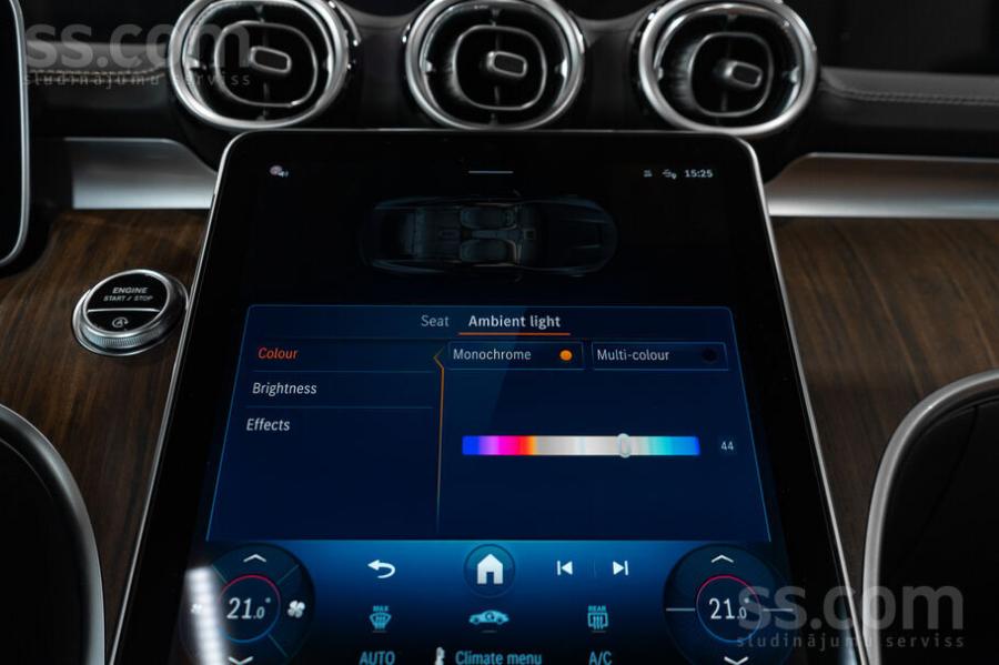 Black Mercedes-Benz amg-e-53 2024 in Riga, with an engine capacity of 3.00 L and mileage of 23 thousand km for 91500 €, photo 30 on AUTOMOTO.COM.LV